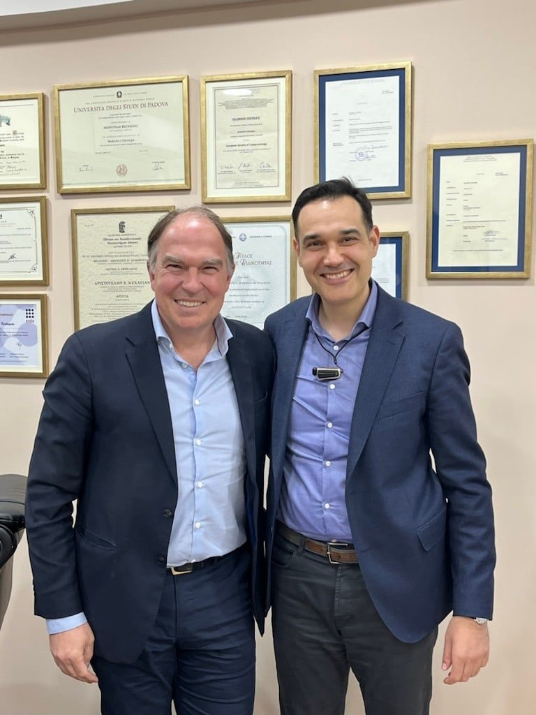 Χειρουργική Θυρεοειδούς/Παραθυρεοειδών Άνευ Ουλής: η τεχνική TOETVA ...